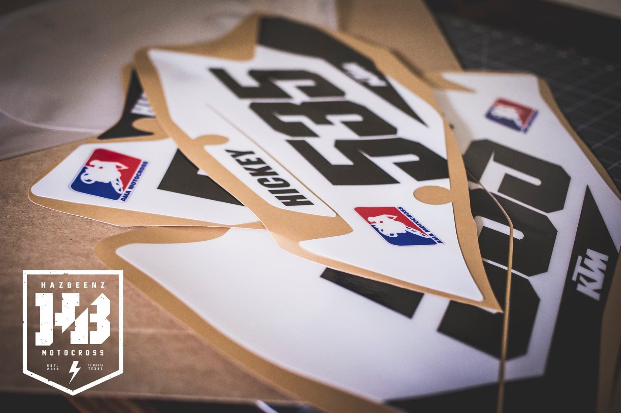 Number Plates | Huxon Brand